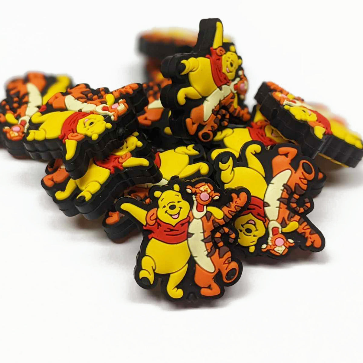 Tigger and Pooh Focal Bead – Twinkletoes Glitter and More